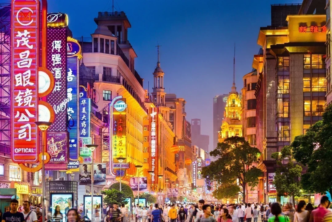 CHINA: Zhangjiajie, Macao & Hong Kong - Exact Tours